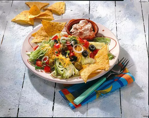 Taco dip ከ taco ቺፕስ አዘገጃጀት ጋር 67650_1