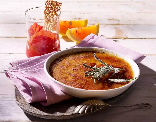 Rosemary creme brulee dengan resep kompot jeruk dan keripik wijen 68270_1