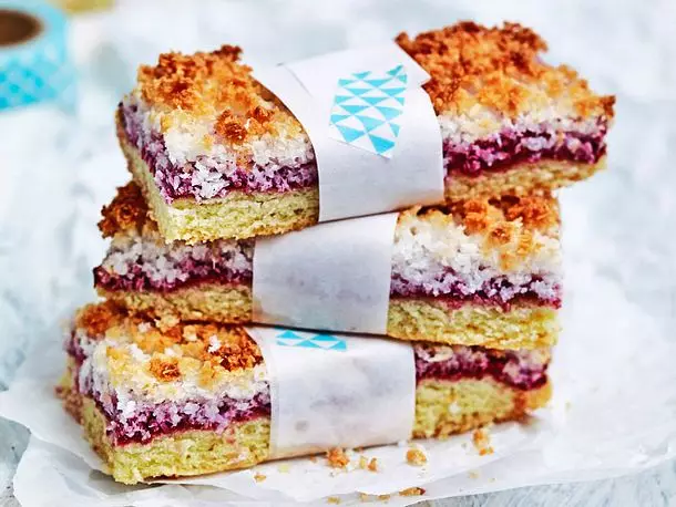 Macaroon Raspberry Bars Recipe