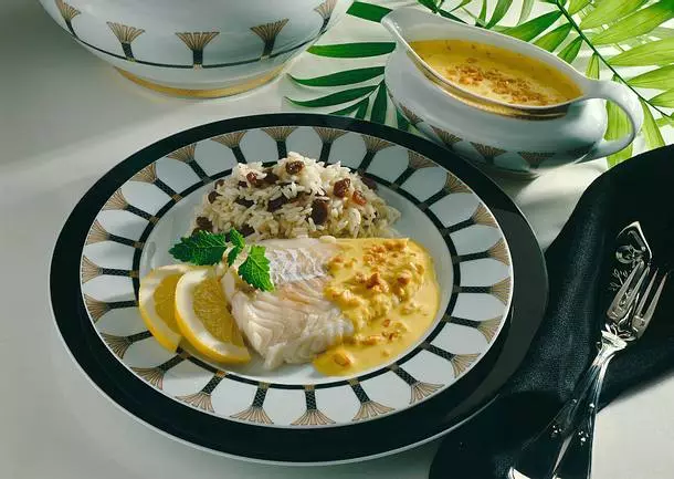 Haddock pẹlu epa obe ohunelo