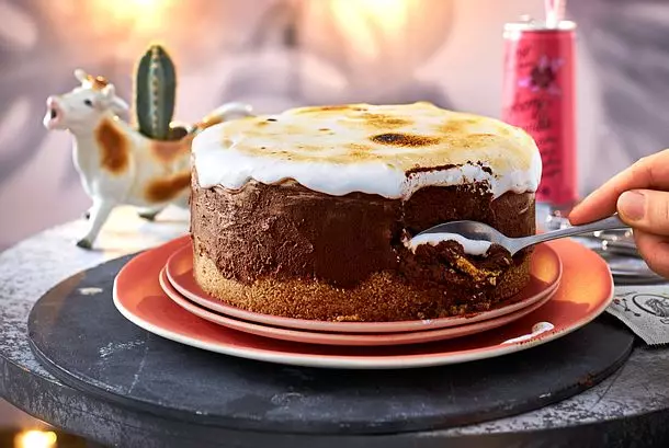 Enrico, la ricetta dello strato di marshmallow al cioccolato