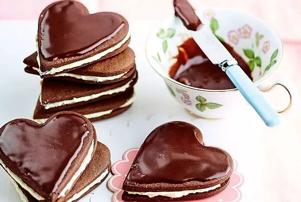 Sjokolade dubbeldekker vir Valentynsdag resep