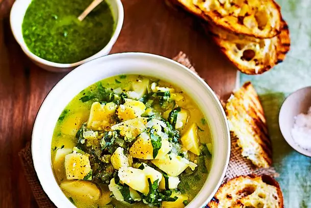 Calentar por favor: Receta de olla de papas y vegetales con pesto de perejil