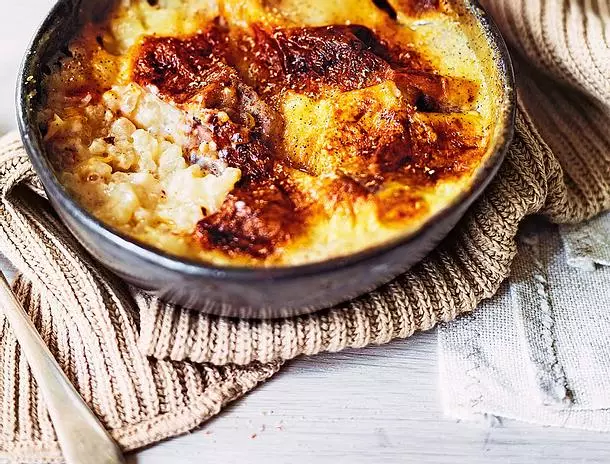 Ricetta budino di riso al forno con banana intera