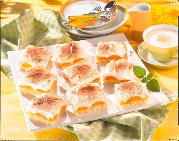 Resepi o mea'ai o le Cappuccino Apricot Slices 71261_1