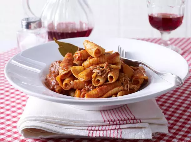 Ragu alla Napoletana con fusilli (beef ragout with pici) recipe