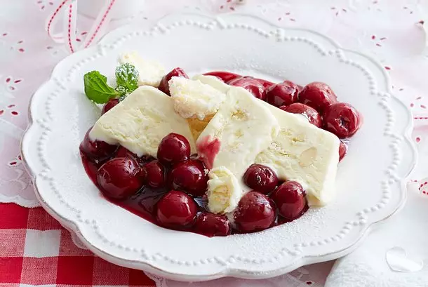 Raffaello ice cream with hot amaretto cherries recipe