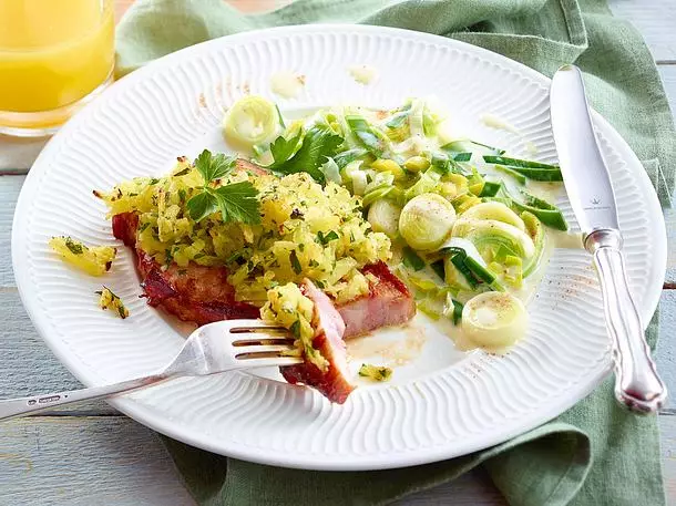 Recept Kasseler steak s pórkovou smetanovou zeleninou