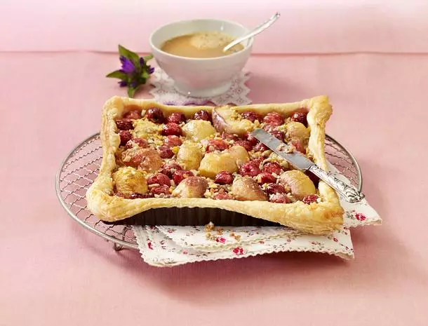 Daim ntawv qhia Florentine peach tart 71558_1