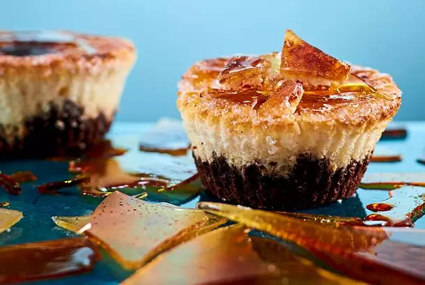 Sliver Creme Brulee Tarts жор