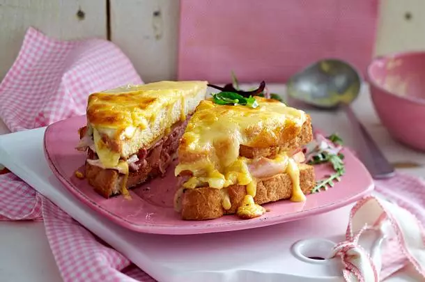 Reçeteya Croque Monsieur 71837_1