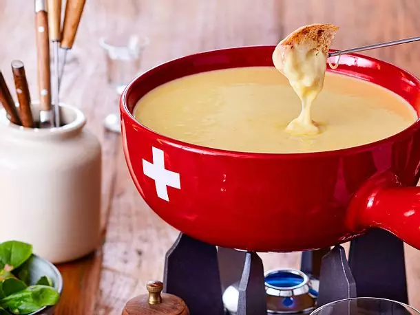 Receita de fondue de queixo suízo