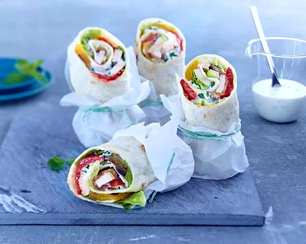 Wrap med stekt kyckling och grönsaker recept 8746_1