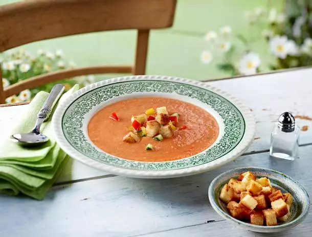 រូបមន្ត gazpacho ប៉េងប៉ោះ 9224_1