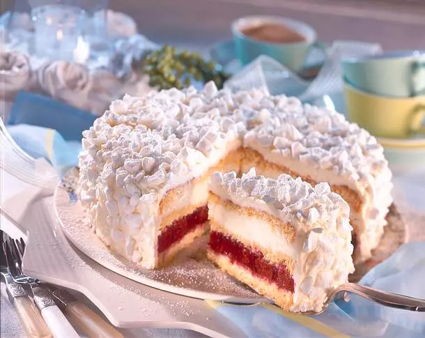 Snow cake tare da mascarpone cream girke-girke