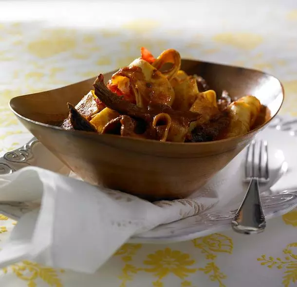 Pappardelle alla lepre වට්ටෝරුව 9376_1