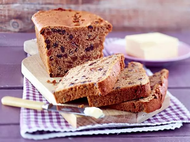 Welsh Bara Brith жимсний бялуу жор