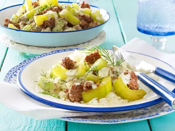 Receita de pepino salteado com carne moída